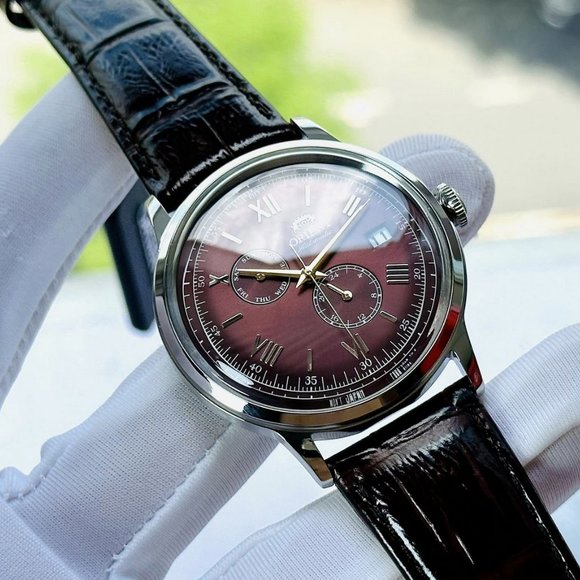 oreint | Accessories | Orient Red Dial Date Display Mens Watch | Poshmark